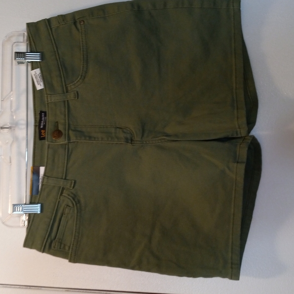 Lee | Shorts | Lee Regular Fit Green Denim Jeans Shorts Sz Nwt | Poshmark